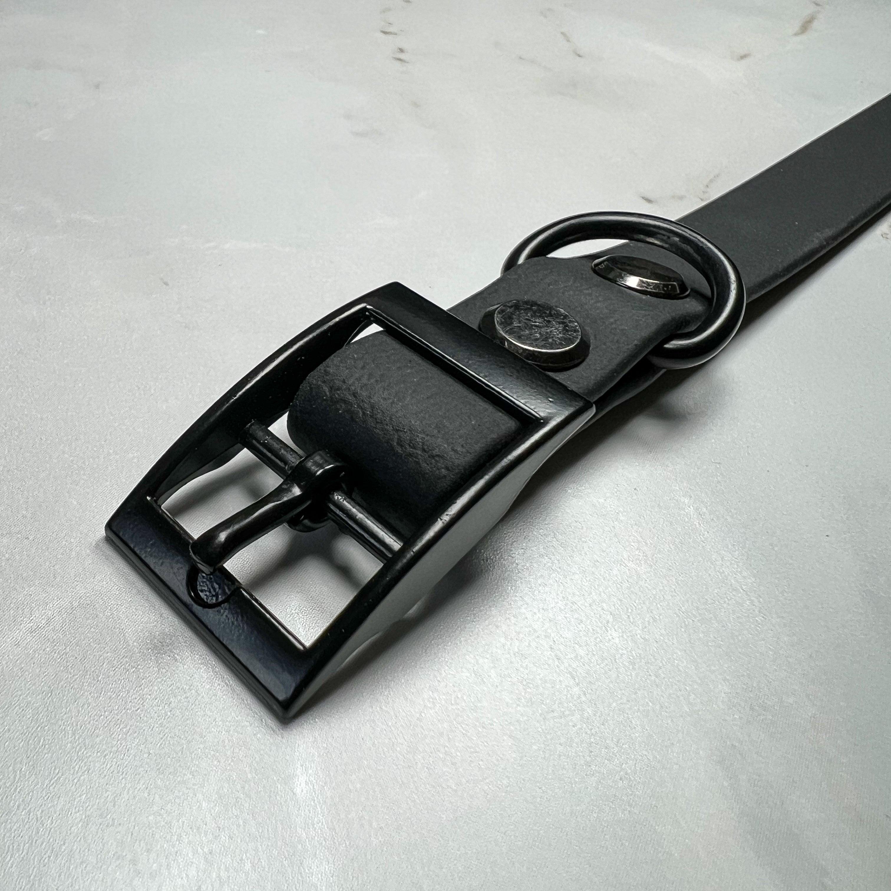 Waterproof Collar + Lead Bundle - Black | Furry Tails